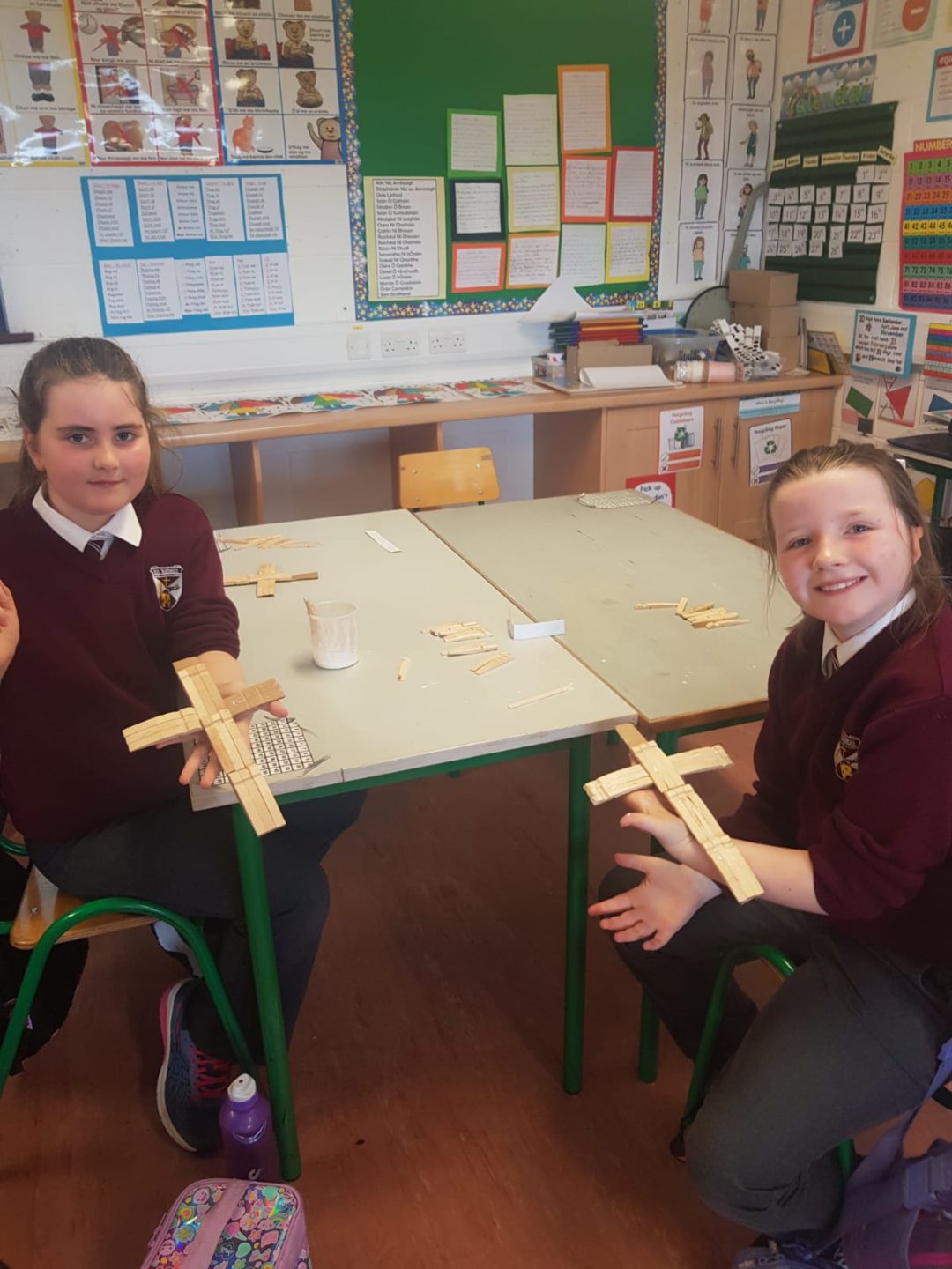 Making Crosses with Clothes pegs - Doonbeg National School